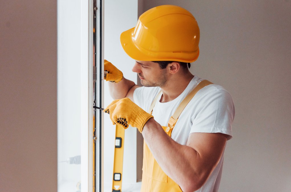 7 Warning Signs You Need Sliding Door Repair or Replacement | SafeHouse ...